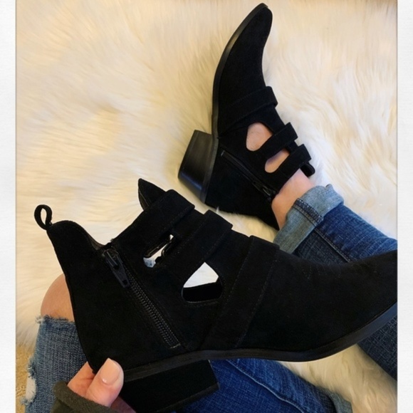 Universal Thread | Shoes | Universal Thread Cut Out Western Bootie ...